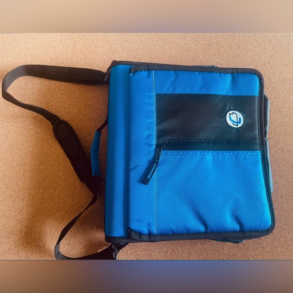 Case-it | Office | Caseit 2inch Round Ring Zipper Binder With Velcro ...